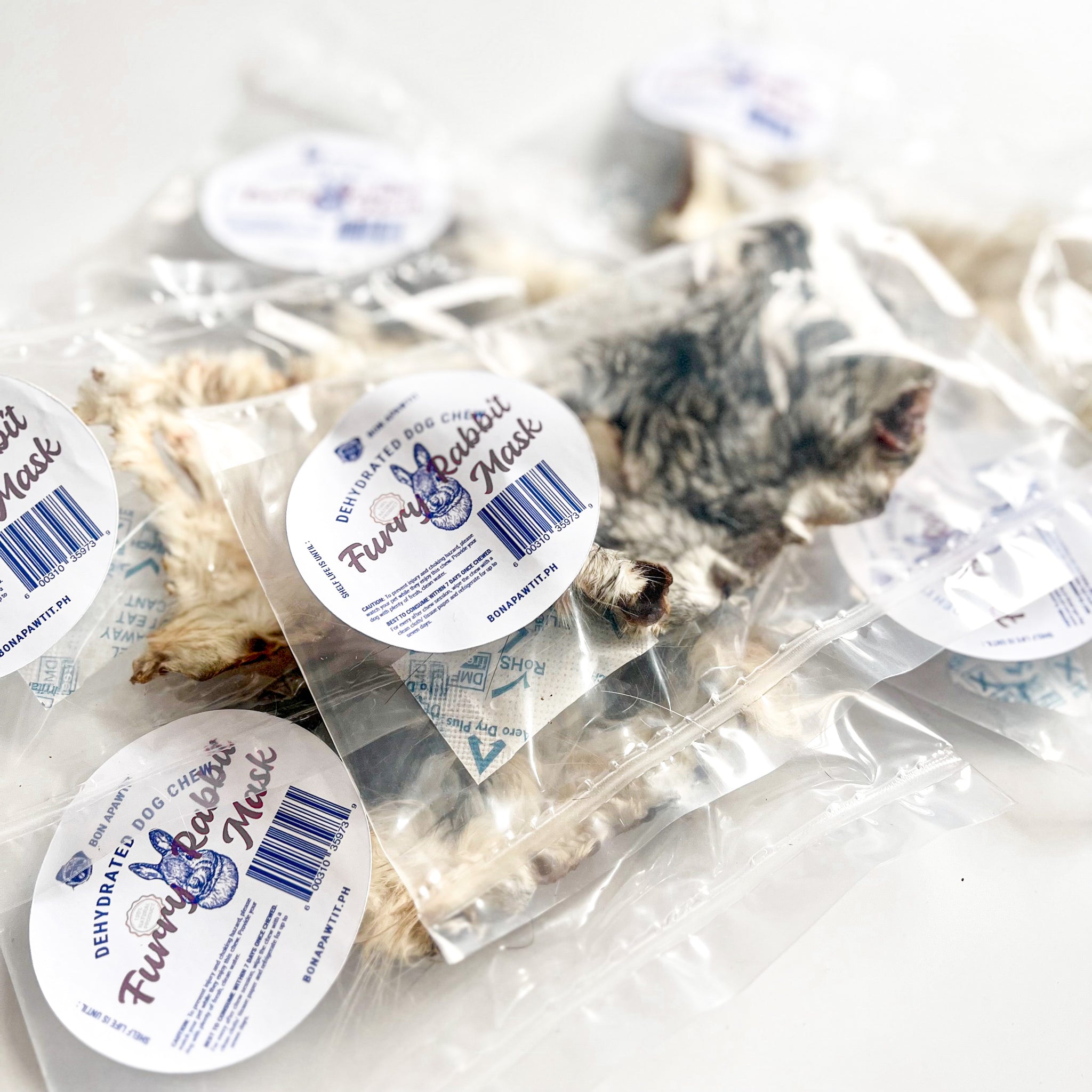 Dehydrated Furry Rabbit Mask Dog Chew (sold/pc) – Bon Apawtit